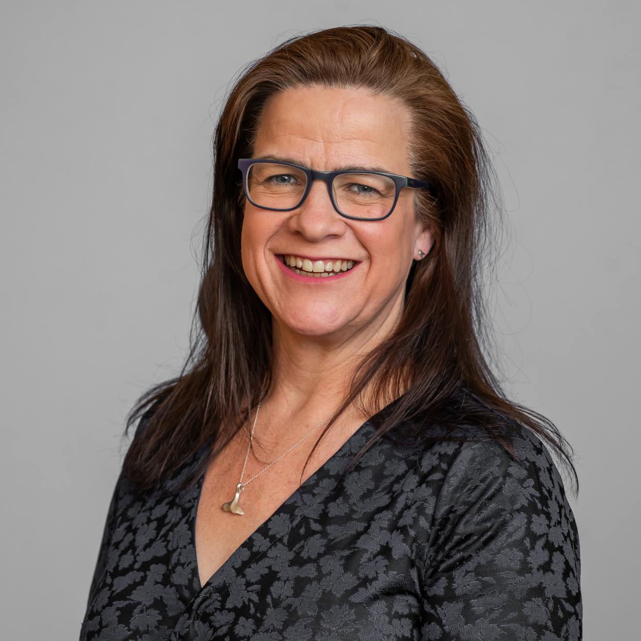 Should I fix or should I track? - United Trust Bank